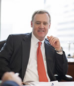 Investment Team : Solus Alternative Asset Management