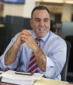 Investment Team : Solus Alternative Asset Management